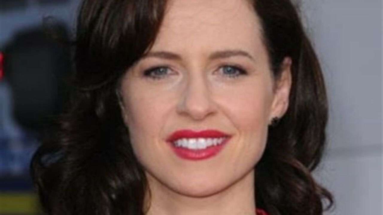 Anna Galvin - Stargate-Fusion.com